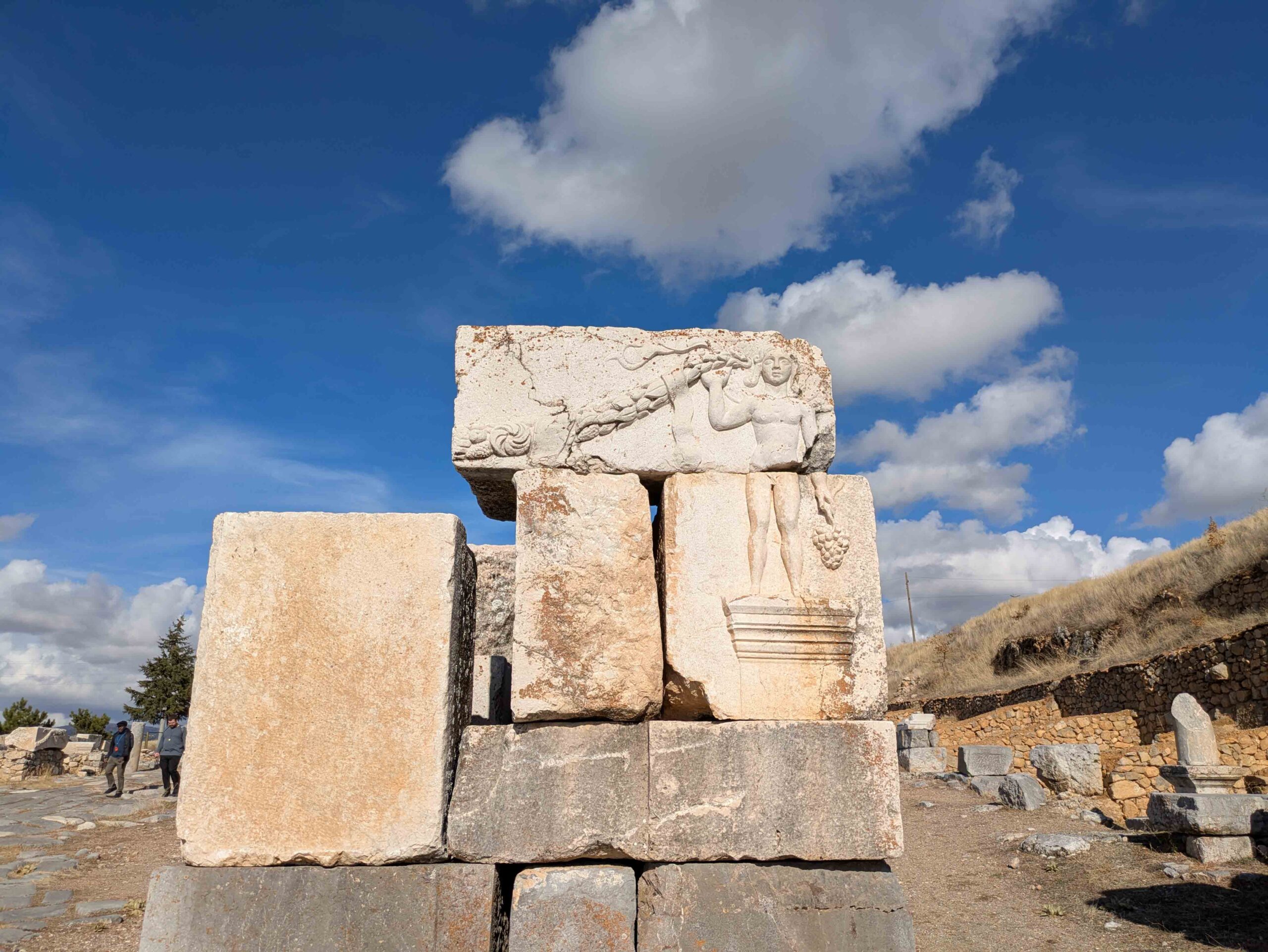 Among Unconquered Ruins - USML